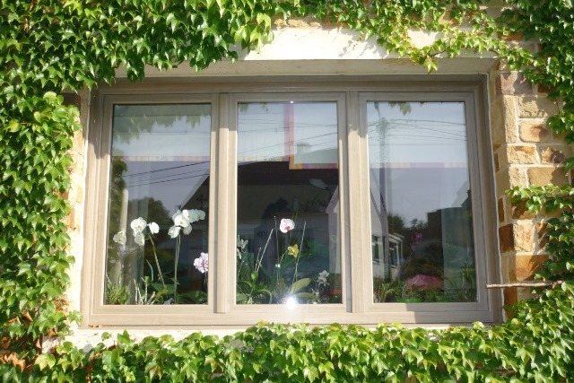 Spécialiste du châssis à Namur, Charleroi et Brabant Wallon.